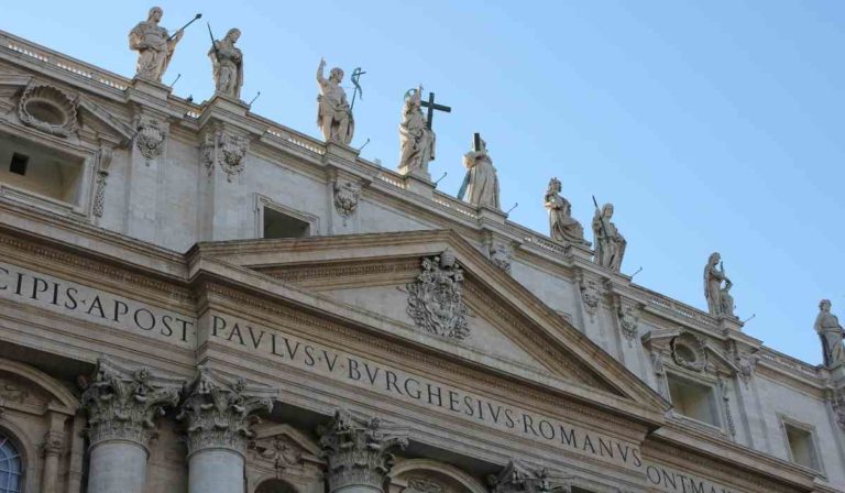 Vatican Statues: 38 Most Famous Indoor & Outdoor Sculptures