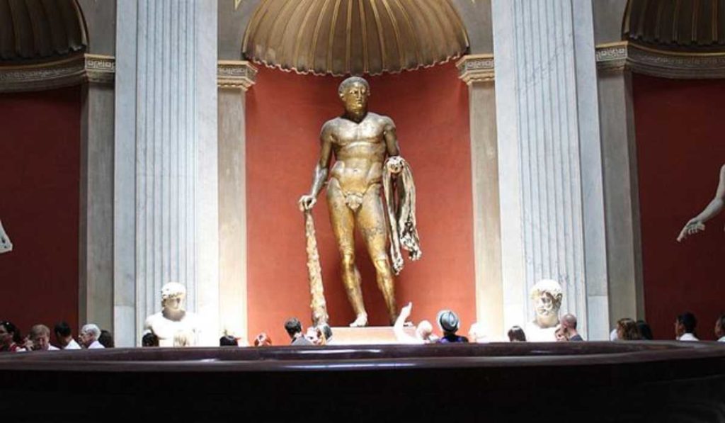 Vatican Statues: 38 Most Famous Indoor & Outdoor Sculptures